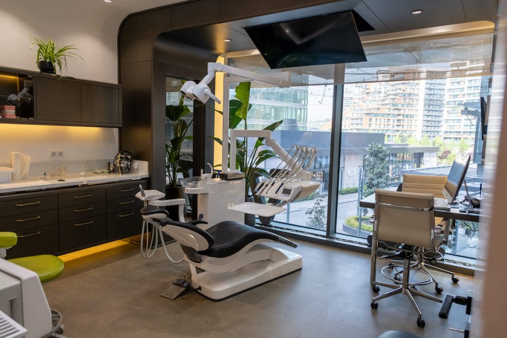 Best Dentist in Turkey | Top 5 Dental Clinics in Turkey for 2026